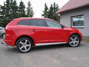 Red Volvo XC60 2012 in Sigulda, with an engine capacity of 2.00 L and mileage of 215 thousand km for 9950 €, photo 4 on AUTOMOTO.COM.LV