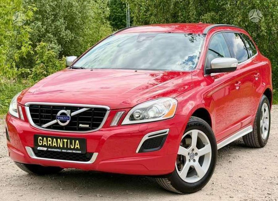 Red Volvo XC60 2012 in Siauliai, with an engine capacity of 1.98 L and mileage of 255 thousand km for 12450 €, photo 5 on AUTOMOTO.COM.LV