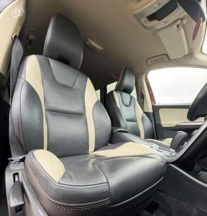 Red Volvo XC60 2012 in Siauliai, with an engine capacity of 1.98 L and mileage of 255 thousand km for 12450 €, photo 23 on AUTOMOTO.COM.LV