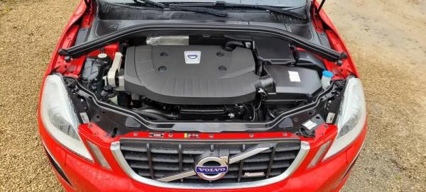 Sarkans Volvo XC60 2013 Rīga, ar dzinēja tilpumu 2.40 L un nobraukumu 213 tūkst. km par 11500 €, foto 9 vietnē AUTOMOTO.COM.LV