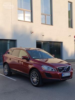 Sarkans Volvo XC60 2013 Kauņa, ar dzinēja tilpumu 2.40 L un nobraukumu 220 tūkst. km par 9500 €, foto 4 vietnē AUTOMOTO.COM.LV