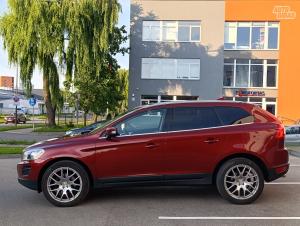 Sarkans Volvo XC60 2013 Kauņa, ar dzinēja tilpumu 2.40 L un nobraukumu 220 tūkst. km par 9500 €, foto 9 vietnē AUTOMOTO.COM.LV