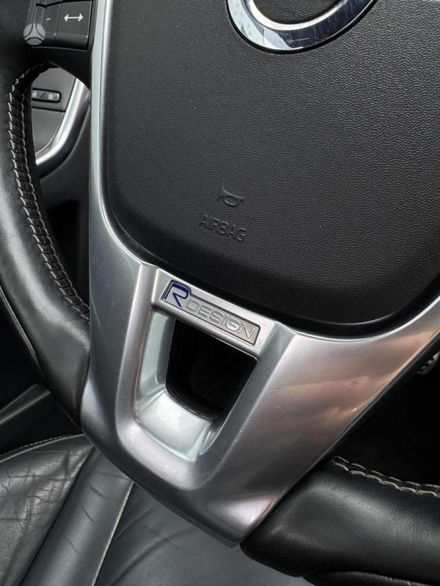 Sarkans Volvo XC60 2013 Alīta, ar dzinēja tilpumu 2.40 L un nobraukumu 272 tūkst. km par 13600 €, foto 29 vietnē AUTOMOTO.COM.LV