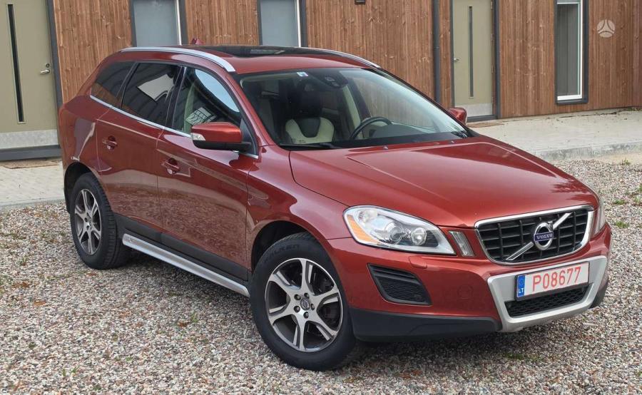 Sarkans Volvo XC60 2013 Raseiniai, ar dzinēja tilpumu 2.40 L un nobraukumu 289 tūkst. km par 7999 €, foto 1 vietnē AUTOMOTO.COM.LV