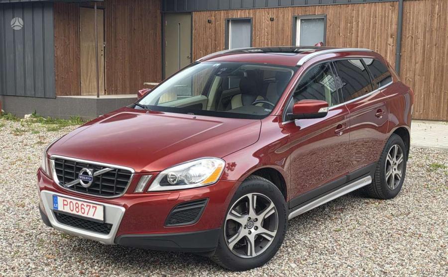 Sarkans Volvo XC60 2013 Raseiniai, ar dzinēja tilpumu 2.40 L un nobraukumu 289 tūkst. km par 7999 €, foto 3 vietnē AUTOMOTO.COM.LV