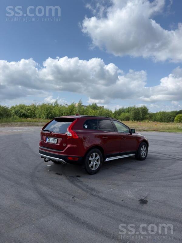 Sarkans Volvo XC60 2013 Dobele, ar dzinēja tilpumu 2.40 L un nobraukumu 309 tūkst. km par 8999 €, foto 5 vietnē AUTOMOTO.COM.LV