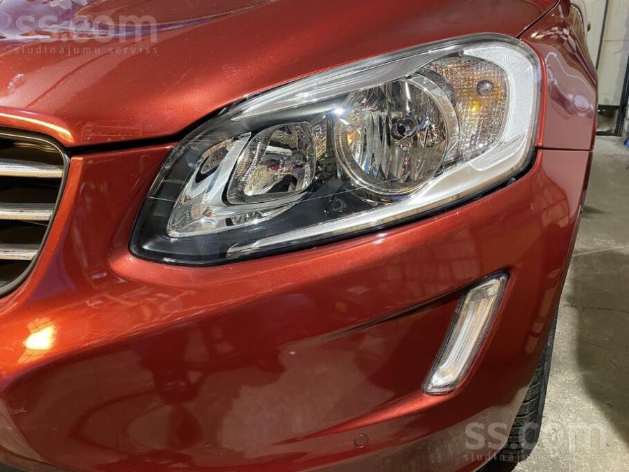 Red Volvo XC60 2014 in Riga, with an engine capacity of 3.00 L and mileage of 72 thousand km for 12500 €, photo 9 on AUTOMOTO.COM.LV