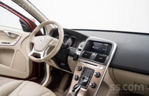 Sarkans Volvo XC60 2014 Rīga, ar dzinēja tilpumu 3.00 L un nobraukumu 160 tūkst. km par 13999 €, foto 12 vietnē AUTOMOTO.COM.LV