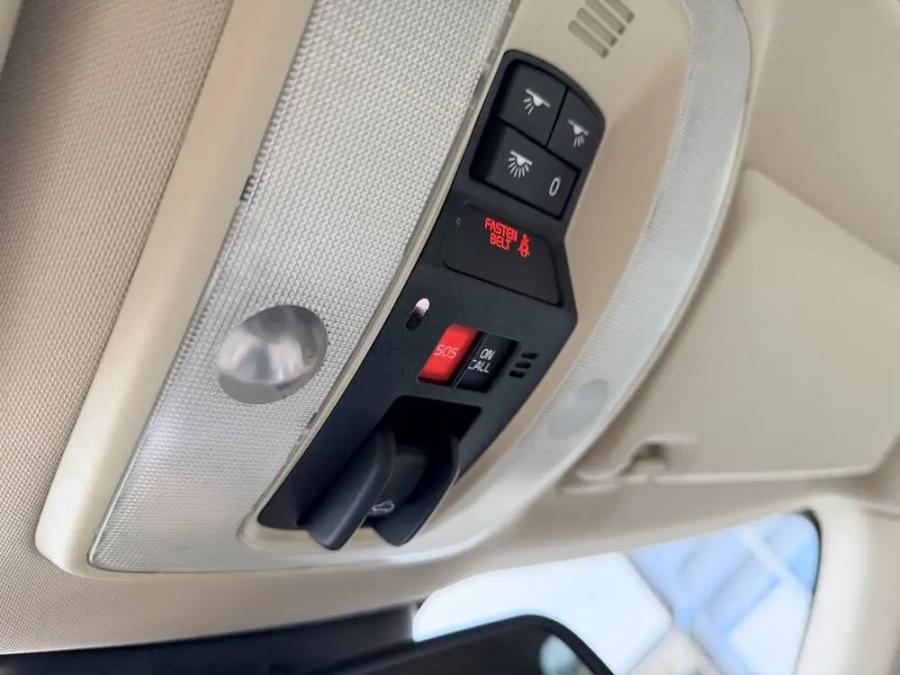 Sarkans Volvo XC60 2014 Rīga, ar dzinēja tilpumu 2.00 L un nobraukumu 194 tūkst. km par 14500 €, foto 11 vietnē AUTOMOTO.COM.LV