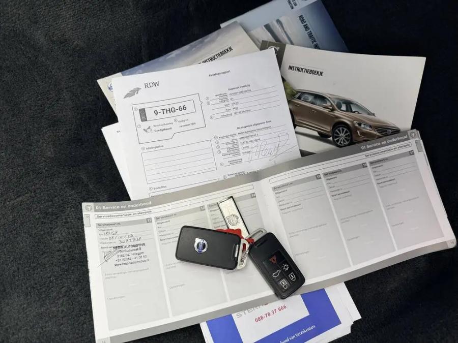 Sarkans Volvo XC60 2014 Rīga, ar dzinēja tilpumu 2.00 L un nobraukumu 194 tūkst. km par 14500 €, foto 35 vietnē AUTOMOTO.COM.LV