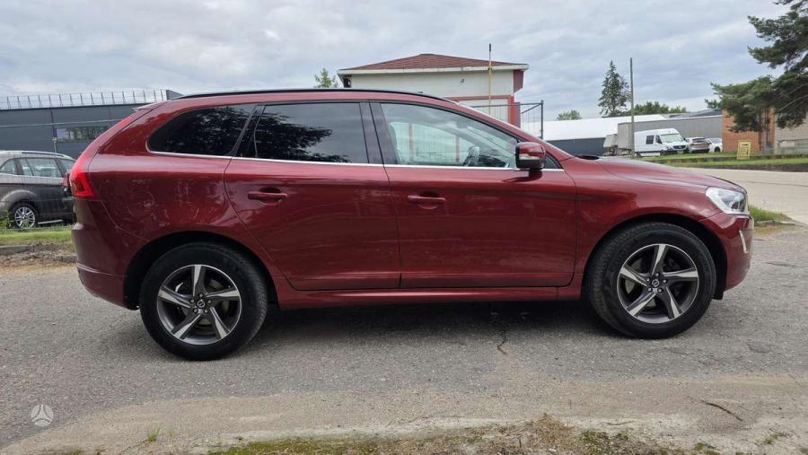 Sarkans Volvo XC60 2014 Šauļi, ar dzinēja tilpumu 2.40 L un nobraukumu 211 tūkst. km par 13350 €, foto 7 vietnē AUTOMOTO.COM.LV