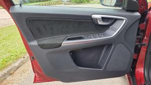 Sarkans Volvo XC60 2014 Šauļi, ar dzinēja tilpumu 2.40 L un nobraukumu 211 tūkst. km par 13350 €, foto 30 vietnē AUTOMOTO.COM.LV