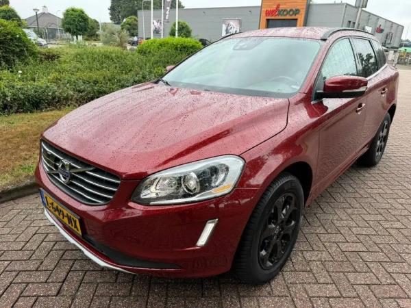 Sarkans Volvo XC60 2014 Jūrmala, ar dzinēja tilpumu 2.00 L un nobraukumu 252 tūkst. km par 14750 €, foto 1 vietnē AUTOMOTO.COM.LV