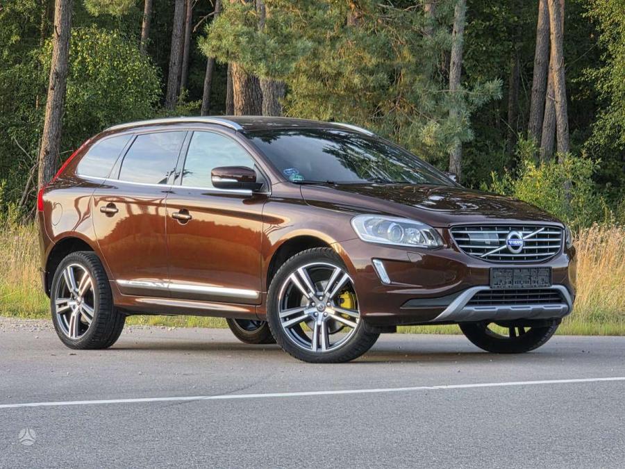 Sarkans Volvo XC60 2014 Viļņa, ar dzinēja tilpumu 2.40 L un nobraukumu 244 tūkst. km par 14350 €, foto 1 vietnē AUTOMOTO.COM.LV