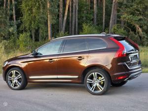 Sarkans Volvo XC60 2014 Viļņa, ar dzinēja tilpumu 2.40 L un nobraukumu 244 tūkst. km par 14350 €, foto 9 vietnē AUTOMOTO.COM.LV