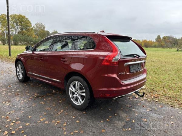 Sarkans Volvo XC60 2015 Ogre, ar dzinēja tilpumu 2.40 L un nobraukumu 267 tūkst. km par 13400 €, foto 8 vietnē AUTOMOTO.COM.LV