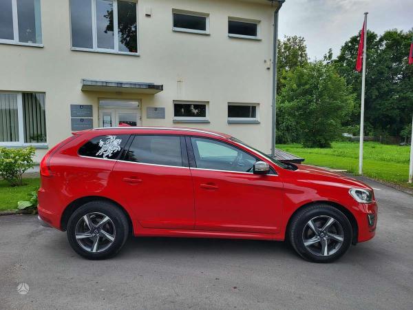 Sarkans Volvo XC60 2015 Šauļi, ar dzinēja tilpumu 2.00 L un nobraukumu 360 tūkst. km par 8550 €, foto 4 vietnē AUTOMOTO.COM.LV