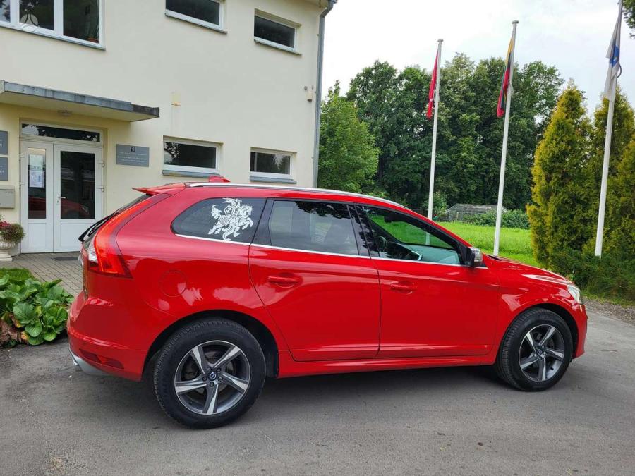 Sarkans Volvo XC60 2015 Šauļi, ar dzinēja tilpumu 2.00 L un nobraukumu 360 tūkst. km par 8550 €, foto 6 vietnē AUTOMOTO.COM.LV