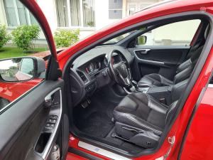 Sarkans Volvo XC60 2015 Šauļi, ar dzinēja tilpumu 2.00 L un nobraukumu 360 tūkst. km par 8550 €, foto 8 vietnē AUTOMOTO.COM.LV
