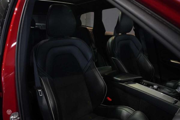 Sarkans Volvo XC60 2017 Viļņa, ar dzinēja tilpumu 1.97 L un nobraukumu 94 tūkst. km par 30900 €, foto 11 vietnē AUTOMOTO.COM.LV