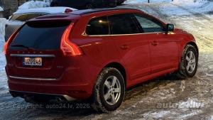 Red Volvo XC60 2017 in Tallinn, with an engine capacity of 2.00 L and mileage of 243 thousand km for 18300 €, photo 4 on AUTOMOTO.COM.LV