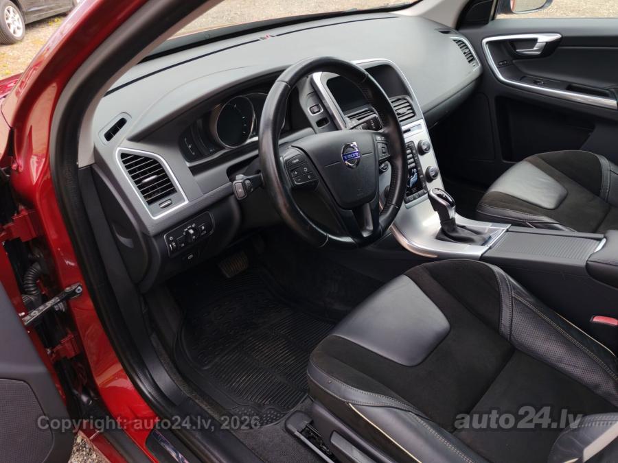 Sarkans Volvo XC60 2017 Tallina, ar dzinēja tilpumu 2.40 L un nobraukumu 180 tūkst. km par 16990 €, foto 11 vietnē AUTOMOTO.COM.LV
