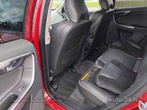 Sarkans Volvo XC60 2017 Tallina, ar dzinēja tilpumu 2.40 L un nobraukumu 180 tūkst. km par 16990 €, foto 13 vietnē AUTOMOTO.COM.LV