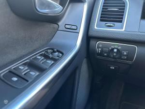 Sarkans Volvo XC60 2017 Viļņa, ar dzinēja tilpumu 2.40 L un nobraukumu 298 tūkst. km par 12990 €, foto 33 vietnē AUTOMOTO.COM.LV