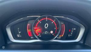 Sarkans Volvo XC60 2017 Viļņa, ar dzinēja tilpumu 2.40 L un nobraukumu 298 tūkst. km par 12990 €, foto 35 vietnē AUTOMOTO.COM.LV