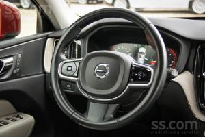Red Volvo XC60 2018 in Aizkraukle, with an engine capacity of 2.00 L and mileage of 209 thousand km for 22990 €, photo 11 on AUTOMOTO.COM.LV
