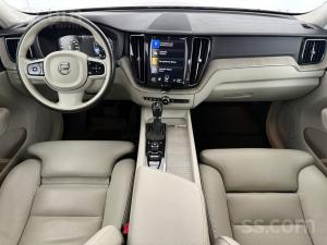 Sarkans Volvo XC60 2018 Rīga, ar dzinēja tilpumu 2.00 L un nobraukumu 160 tūkst. km par 21990 €, foto 8 vietnē AUTOMOTO.COM.LV