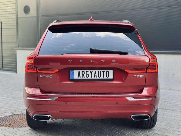 Red Volvo XC60 2018 in Kaunas, with an engine capacity of 1.97 L and mileage of 47 thousand km for 29500 €, photo 5 on AUTOMOTO.COM.LV