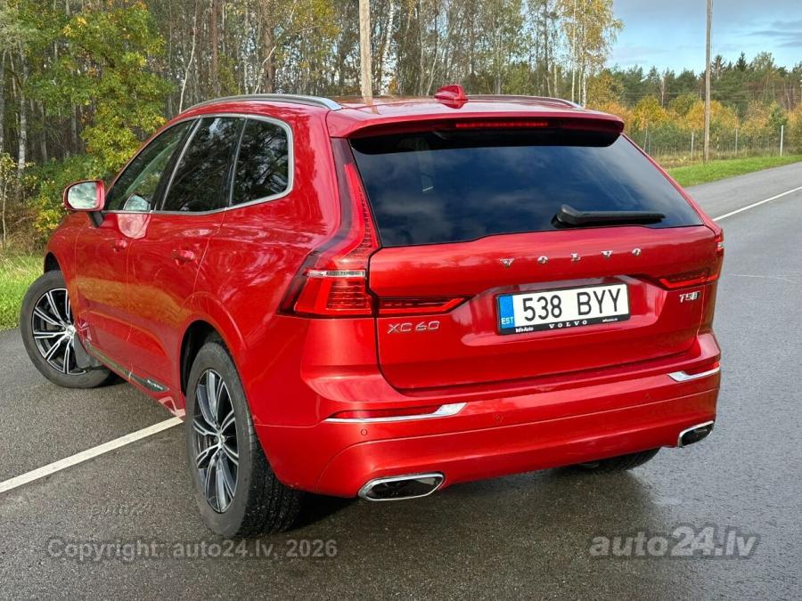 Red Volvo XC60 2018 in Tallinn, with an engine capacity of 2.00 L and mileage of 119 thousand km for 24990 €, photo 3 on AUTOMOTO.COM.LV