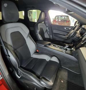 Sarkans Volvo XC60 2019 Šauļi, ar dzinēja tilpumu 1.97 L un nobraukumu 107 tūkst. km par 25900 €, foto 29 vietnē AUTOMOTO.COM.LV