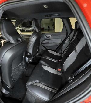 Sarkans Volvo XC60 2019 Šauļi, ar dzinēja tilpumu 1.97 L un nobraukumu 107 tūkst. km par 25900 €, foto 30 vietnē AUTOMOTO.COM.LV