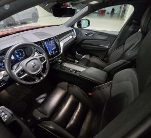 Sarkans Volvo XC60 2019 Šauļi, ar dzinēja tilpumu 1.97 L un nobraukumu 107 tūkst. km par 25900 €, foto 31 vietnē AUTOMOTO.COM.LV