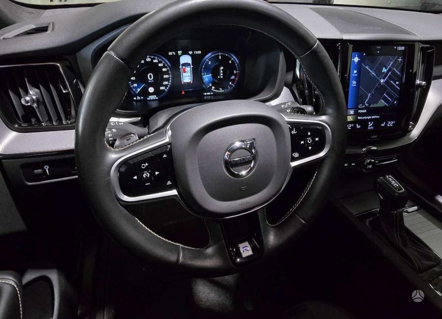 Sarkans Volvo XC60 2019 Šauļi, ar dzinēja tilpumu 1.97 L un nobraukumu 107 tūkst. km par 25900 €, foto 32 vietnē AUTOMOTO.COM.LV