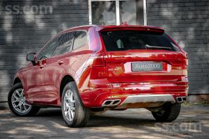 Red Volvo XC60 2020 in Tukums, with an engine capacity of 2.00 L and mileage of 259 thousand km for 19990 €, photo 9 on AUTOMOTO.COM.LV