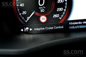 Sarkans Volvo XC60 2020 Tukums, ar dzinēja tilpumu 2.00 L un nobraukumu 214 tūkst. km par 1000 €, foto 20 vietnē AUTOMOTO.COM.LV