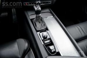 Sarkans Volvo XC60 2020 Tukums, ar dzinēja tilpumu 2.00 L un nobraukumu 214 tūkst. km par 1000 €, foto 22 vietnē AUTOMOTO.COM.LV