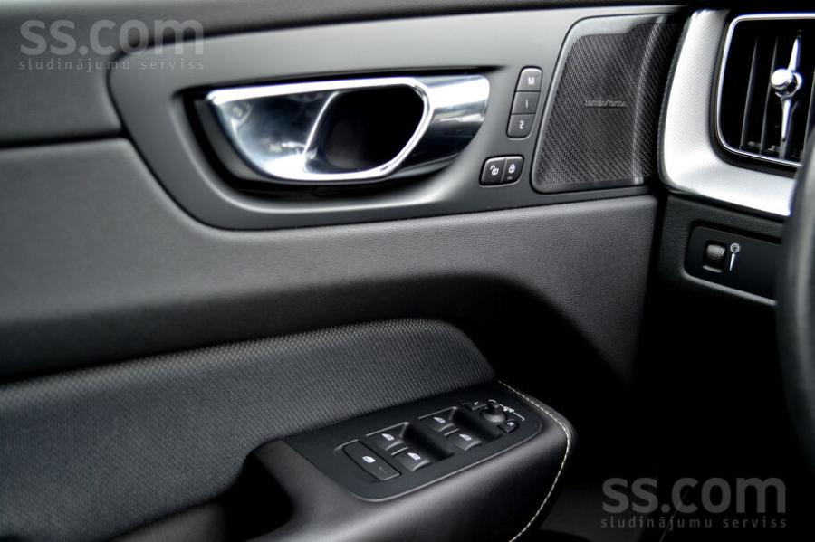 Sarkans Volvo XC60 2020 Tukums, ar dzinēja tilpumu 2.00 L un nobraukumu 214 tūkst. km par 1000 €, foto 29 vietnē AUTOMOTO.COM.LV