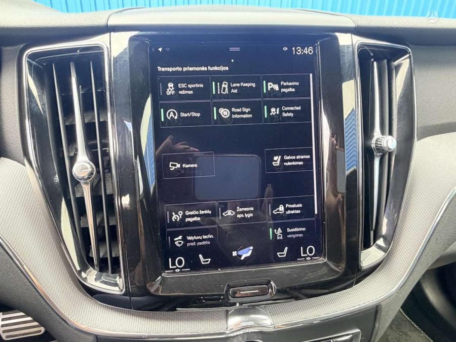 Sarkans Volvo XC60 2020 Kauņa, ar dzinēja tilpumu 1.97 L un nobraukumu 152 tūkst. km par 29900 €, foto 27 vietnē AUTOMOTO.COM.LV