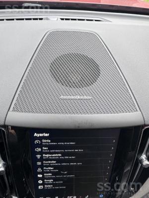 Sarkans Volvo XC60 2021 Rīga, ar dzinēja tilpumu 2.00 L un nobraukumu 44 tūkst. km par 35000 €, foto 24 vietnē AUTOMOTO.COM.LV