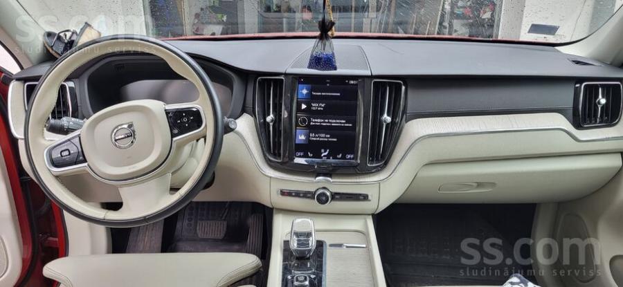 Sarkans Volvo XC60 2021 Rīga, ar dzinēja tilpumu 2.00 L un nobraukumu 65 tūkst. km par 38000 €, foto 3 vietnē AUTOMOTO.COM.LV