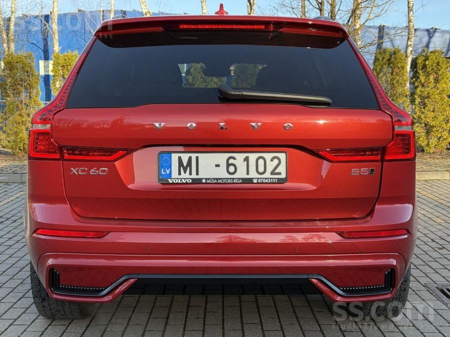 Sarkans Volvo XC60 2021 Rīga, ar dzinēja tilpumu 2.00 L un nobraukumu 54 tūkst. km par 36500 €, foto 4 vietnē AUTOMOTO.COM.LV