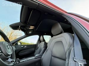 Sarkans Volvo XC60 2021 Rīga, ar dzinēja tilpumu 2.00 L un nobraukumu 54 tūkst. km par 36500 €, foto 14 vietnē AUTOMOTO.COM.LV