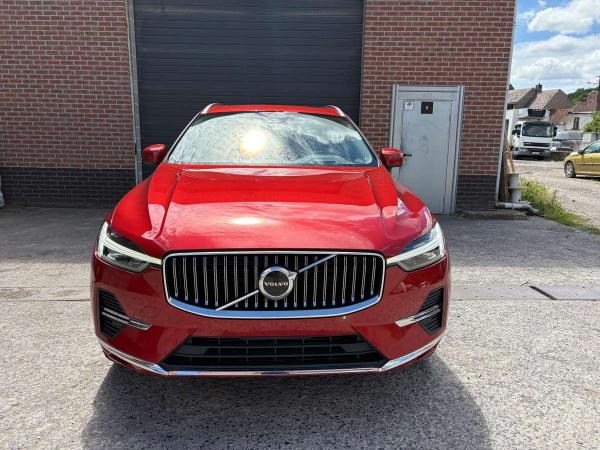 Volvo XC60 2021 Utena vietnē Sarkans Volvo XC60 2021 Utena, ar dzinēja tilpumu 1.97 L un nobraukumu 122 tūkst. km par 27250 €, foto 6 vietnē AUTOMOTO.COM.LV