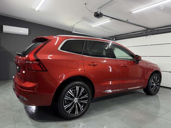 Sarkans Volvo XC60 2021 Utena, ar dzinēja tilpumu 1.97 L un nobraukumu 123 tūkst. km par 28850 €, foto 3 vietnē AUTOMOTO.COM.LV