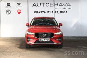 Red Volvo XC60 2023 in Riga, with an engine capacity of 2.00 L and mileage of 117 thousand km for 36900 €, photo 3 on AUTOMOTO.COM.LV