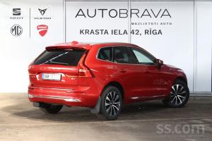 Red Volvo XC60 2023 in Riga, with an engine capacity of 2.00 L and mileage of 117 thousand km for 36900 €, photo 7 on AUTOMOTO.COM.LV